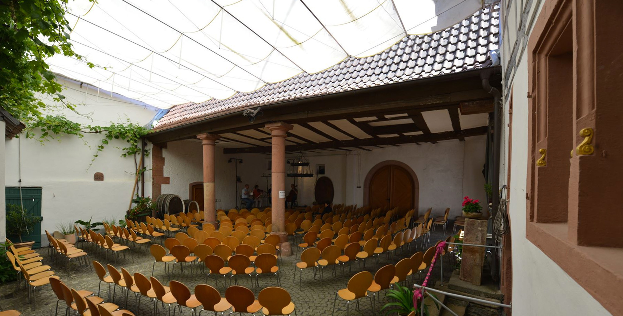 Das Weingut Georg Naegele | HAMBACHER MUSIKFEST